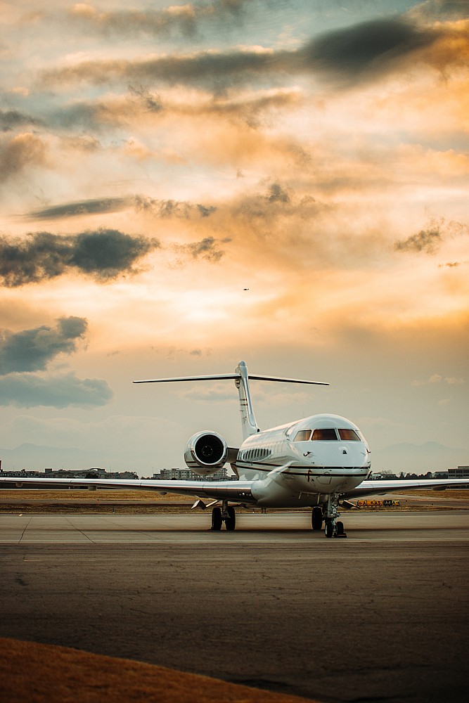 Exploring the Luxury of Private Flights to Hawaii